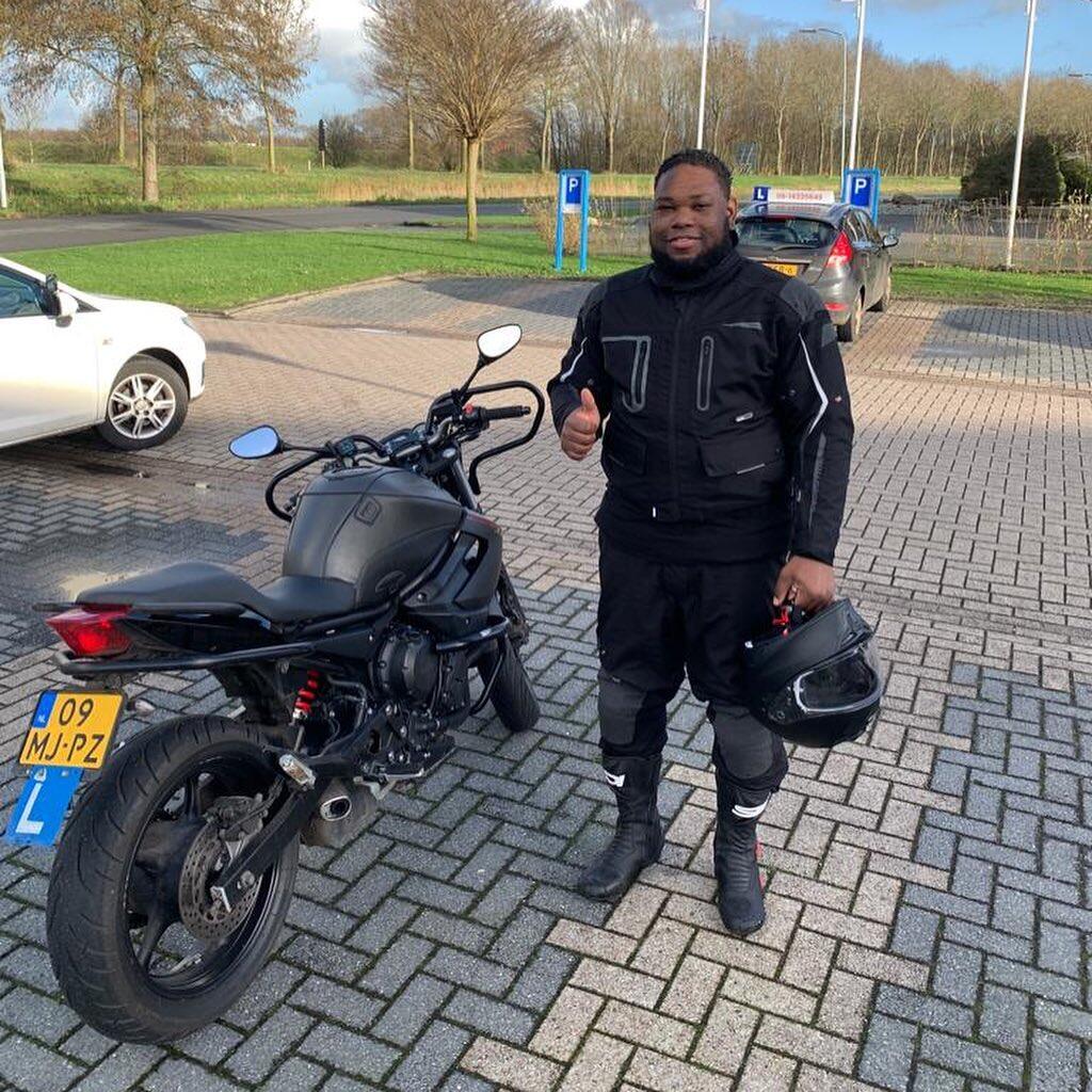 Gratis proefles motorrijles - Motorrijschool 1-2 Ride